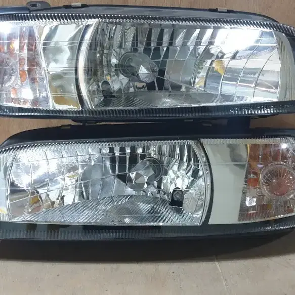 Genuine Clear Headlight Set for the Old SM5 520/Headlight #SM5,#SM520,#클리어라이트,#헤드라이트,#전조등중고 on ...