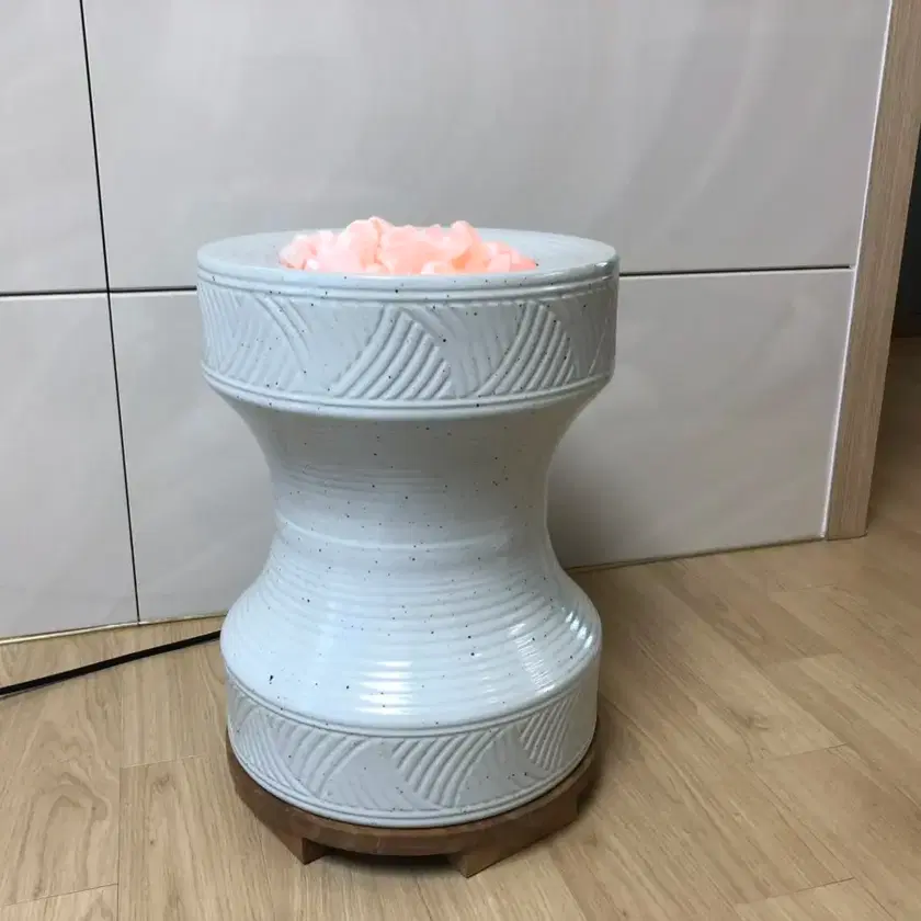 Magic Salt Salt Go Baekja Jwa Hoon Ki #좌훈기,#매직솔트,#소금고백자,#천연소금 on Bunjang Global Site.