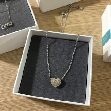 레드 하트 목걸이 스와로브스키