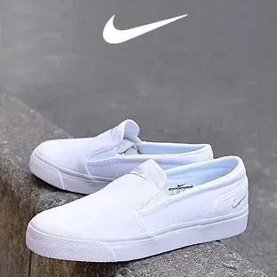 스니커즈 #275,#270,#265,#250 on Bunjang Global Site.