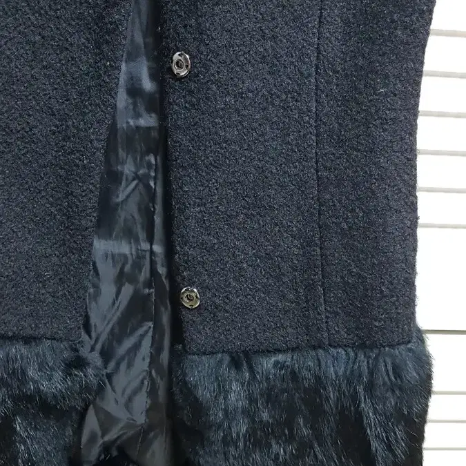 MIU MIU Vest 미우미우조끼,스몰 on Bunjang Global Site.