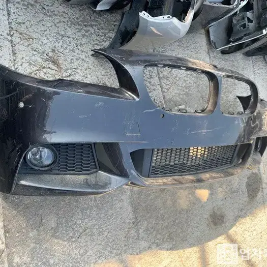Car Part bmw중고범퍼,bmw중고부품,3시리즈범퍼,5시리즈범퍼,7시리즈범퍼 on Bunjang Global Site.