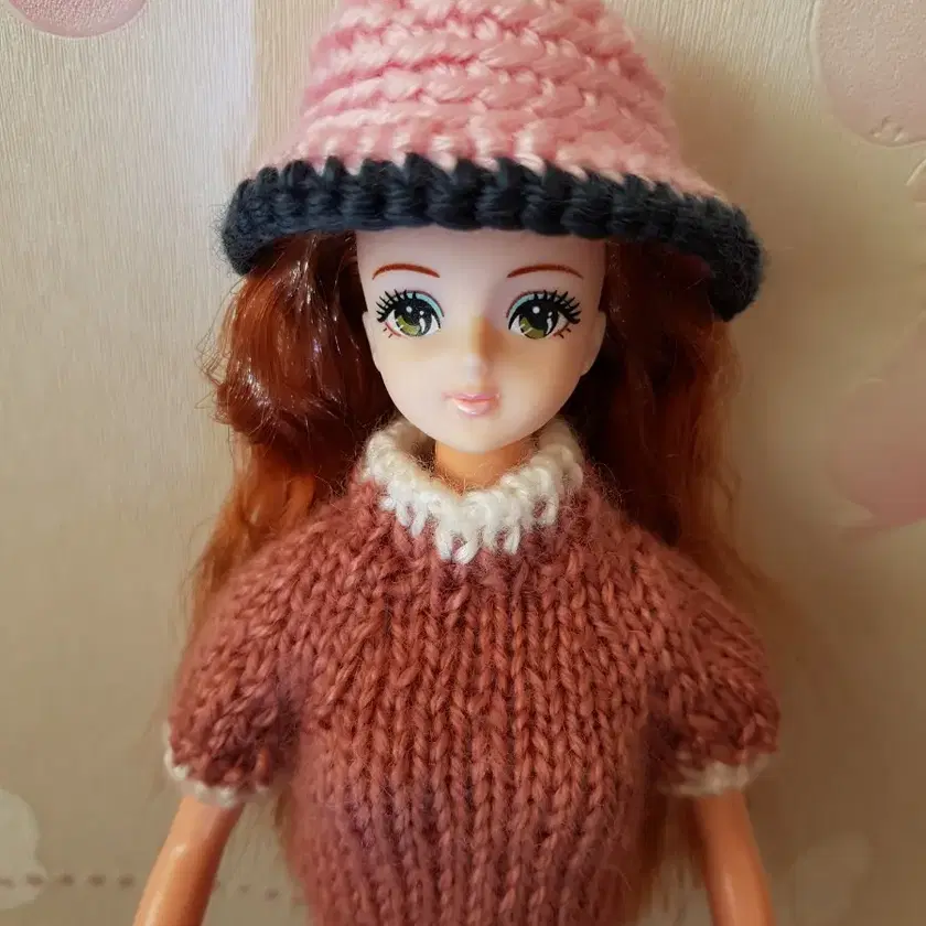 Doll clothes (pink jin teal outline hat) #미미,#바비,#키덜트,#핸드메이드,#뜨개실 on ...