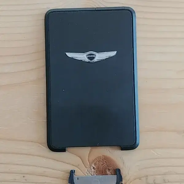 GENESIS | 제네시스 제네시스 g80 카드키 #카드키,#리모컨,#스마트키,#g80,#제네시스 on Bunjang Global Site.