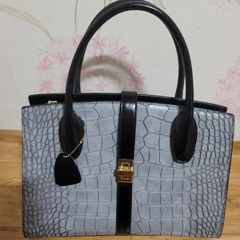 Leather Todd Pack (no shipping) on Bunjang Global Site.