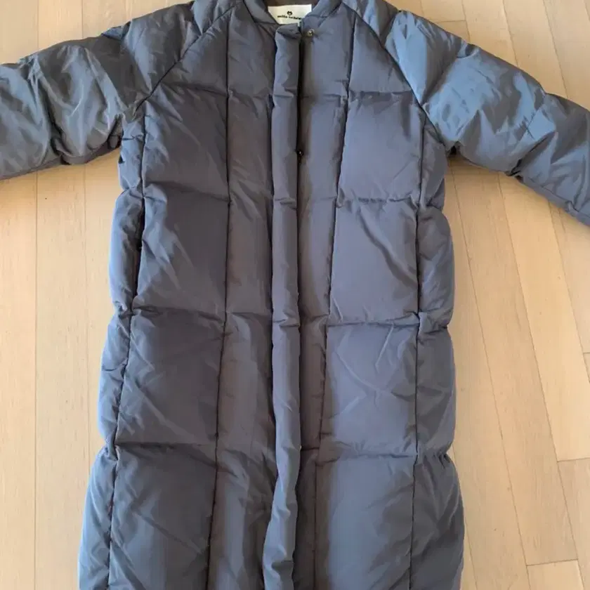 Padded Jacket/Coat [object Object] on Bunjang Global Site.
