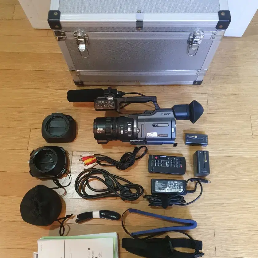 SONY | 소니 Sony SONY DSR PD 170 #캠코더,#6미리,#소니,#방송용,#전문가용 on Bunjang ...