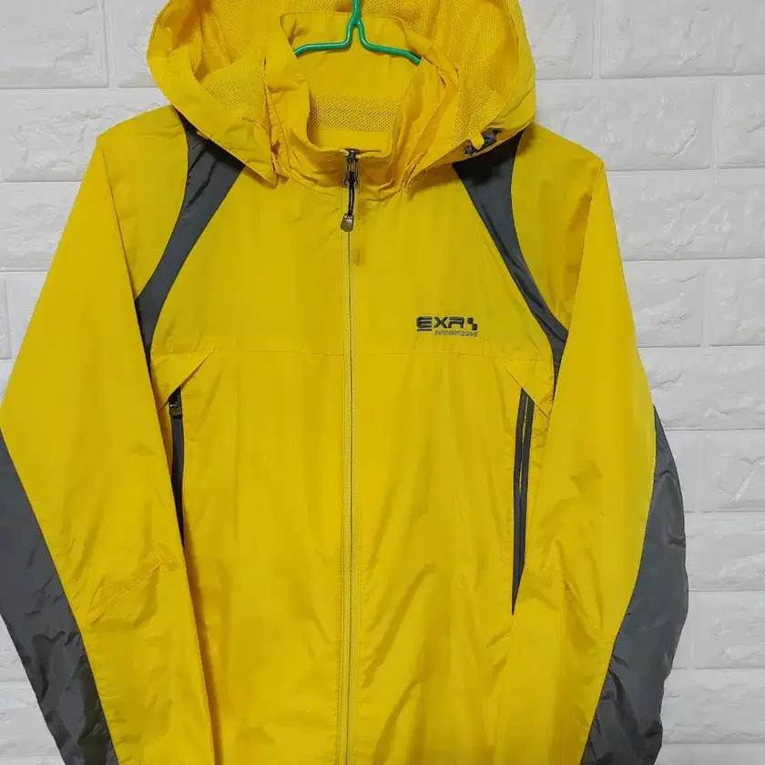 Jacket EXR,여성 on Bunjang Global Site.