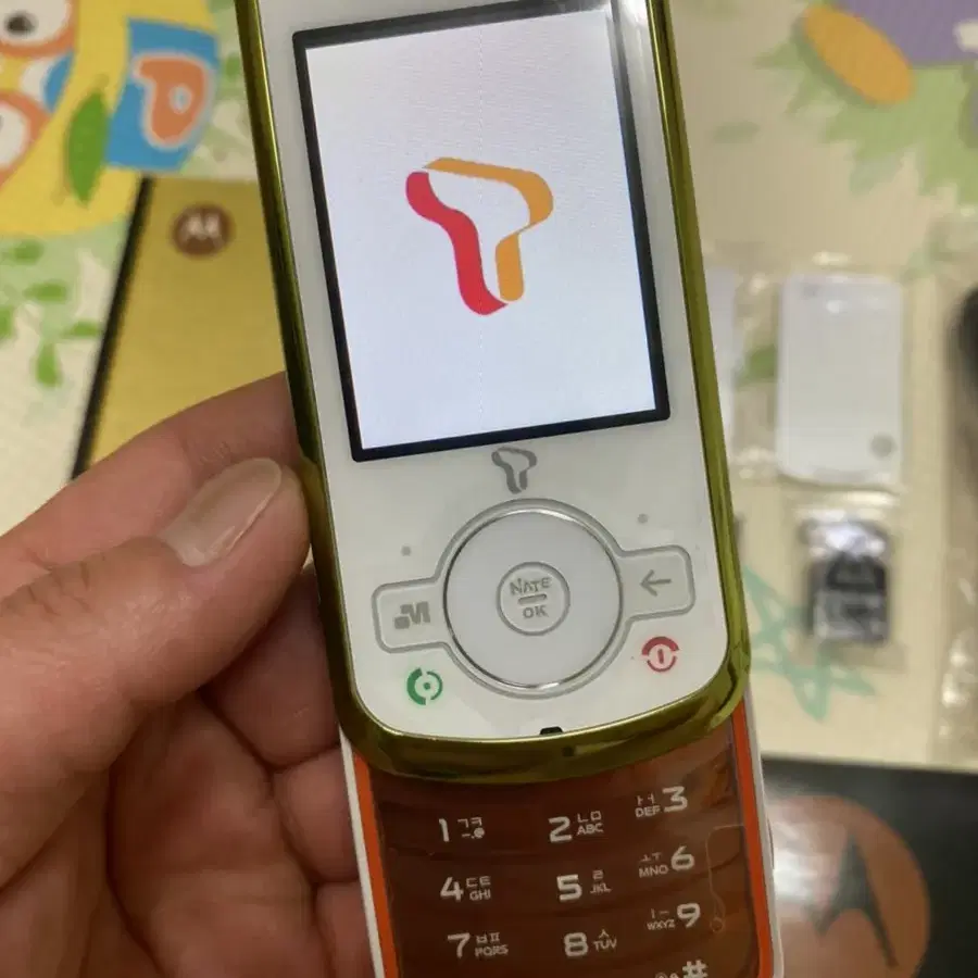 MOTOROLA General Phone (Feature Phone) SK3G폰,모토로라ve70,올드폰,모토로라칵테일,피쳐폰 on Bunjang with safe ...