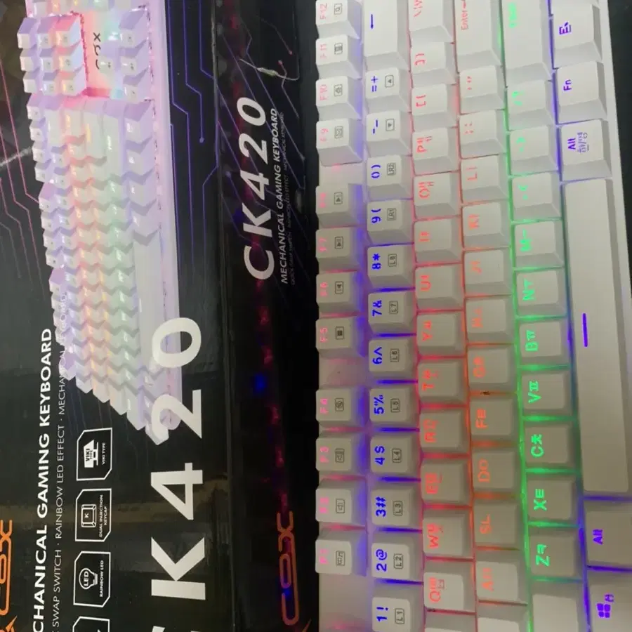 Keyboard 기계식키보드,키보드갈축,키보드,콕스,콕스키보드 on Bunjang with safe global shipping.