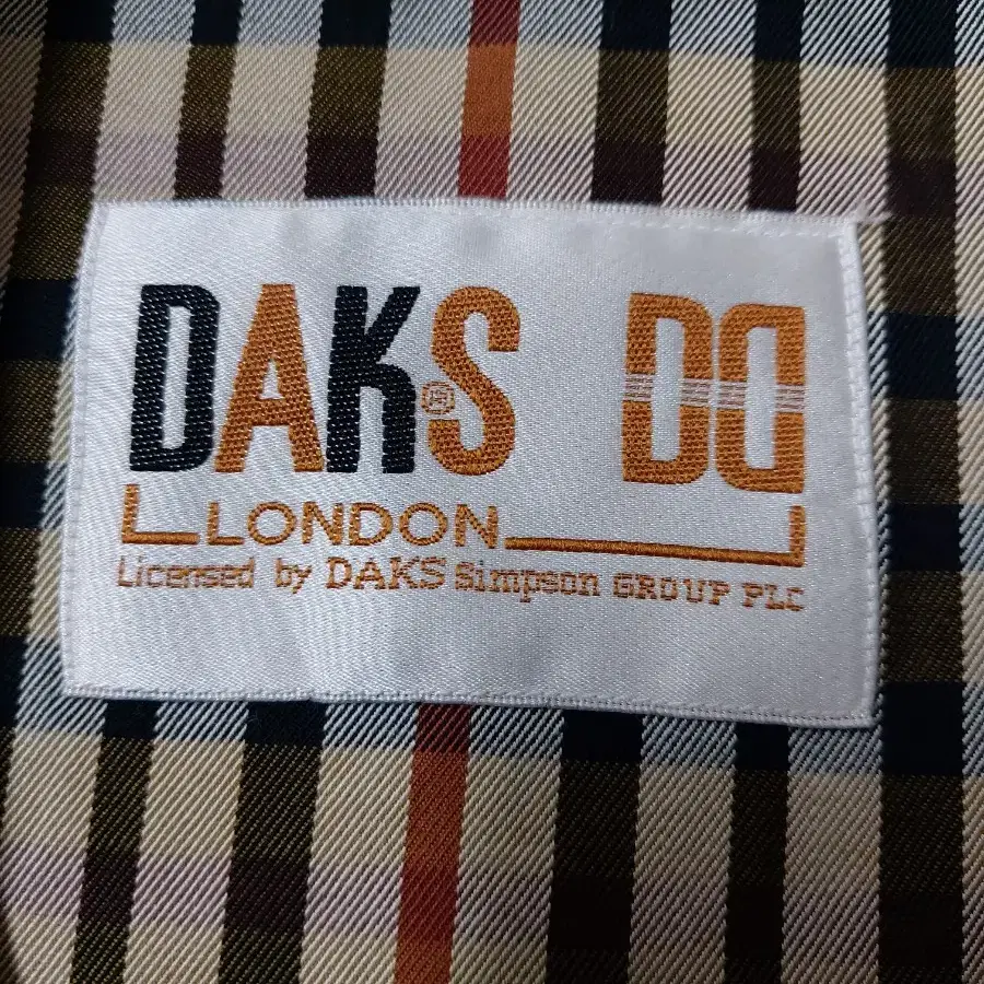 DAKS Jacket 사이즈105110,남성의류,닥스골프,닥스야상하프점퍼,트렌치코트야상자켓 on Bunjang Global Site.