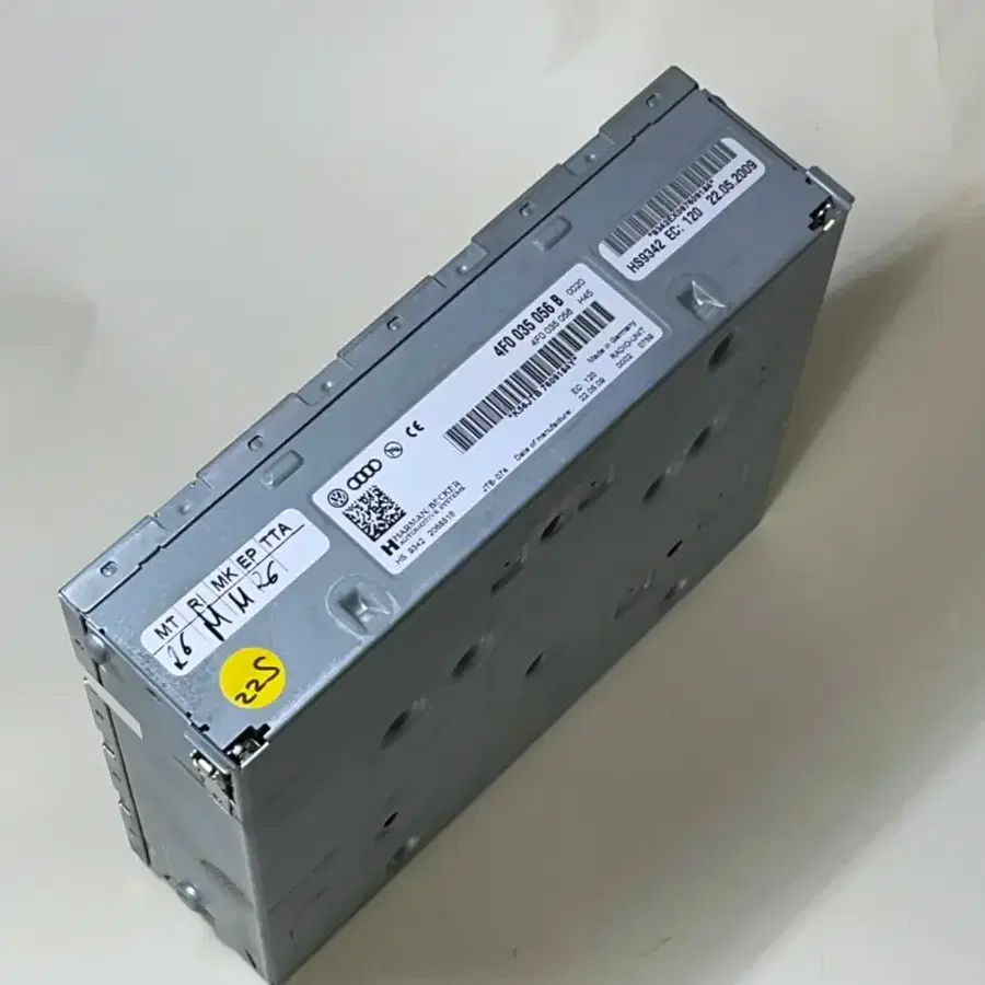 AUDI Car Part 4F0035056,아우디A4,아우디중고부품,아우디 on Bunjang Global Site.