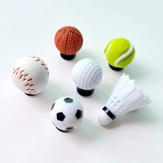 (kroxzivitz) soccer ball tennis ball badminton ball basketball ball ...