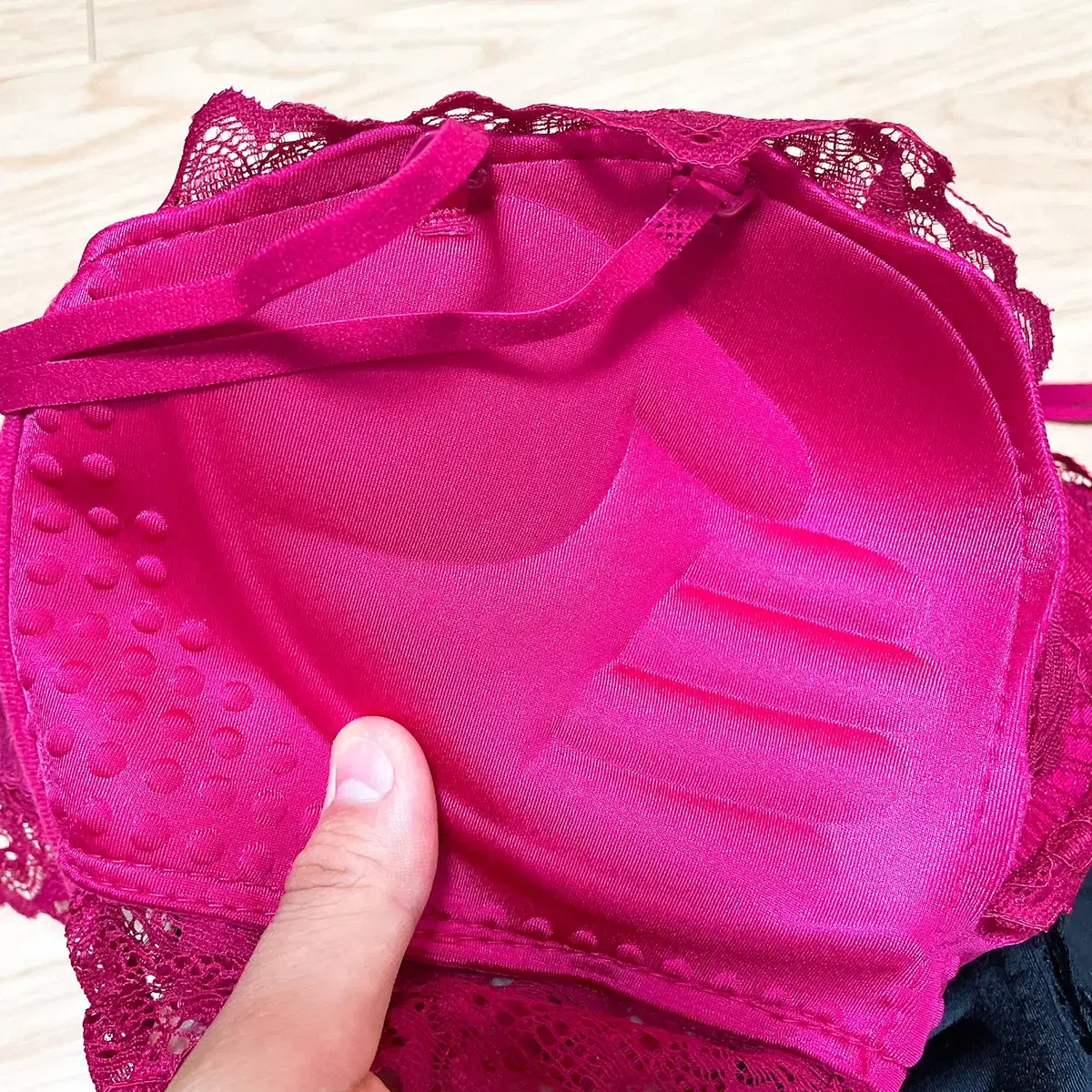 Underwear 도로시와,필러브라,75a,70b on Bunjang with safe global shipping.