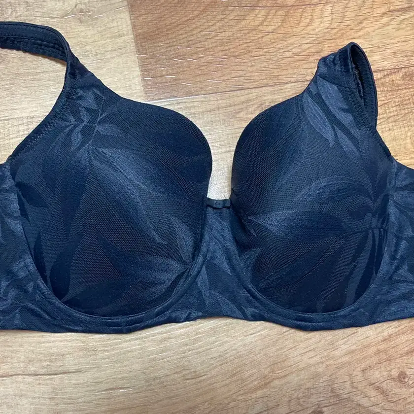 VIVIEN | 비비안 Vivienne 75F Bra Bra #비비안,#빅사이즈브라,#75F,#거의새것,#브라 on ...