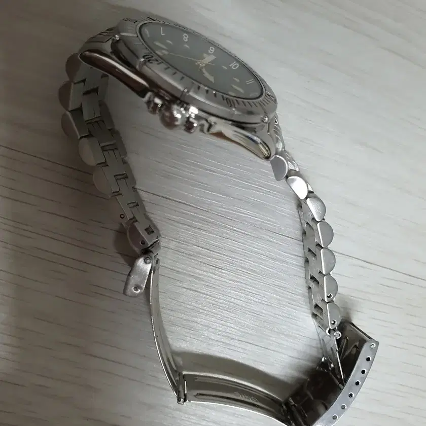 Orix Watch on Bunjang Global Site.