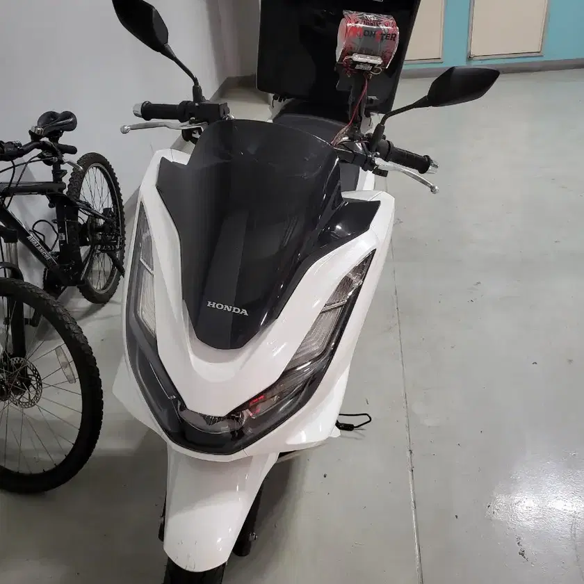 PCX 125 2021 CBS 2000 km #배달대행,#스쿠터,#오토바이,#pcx on Bunjang Global Site.