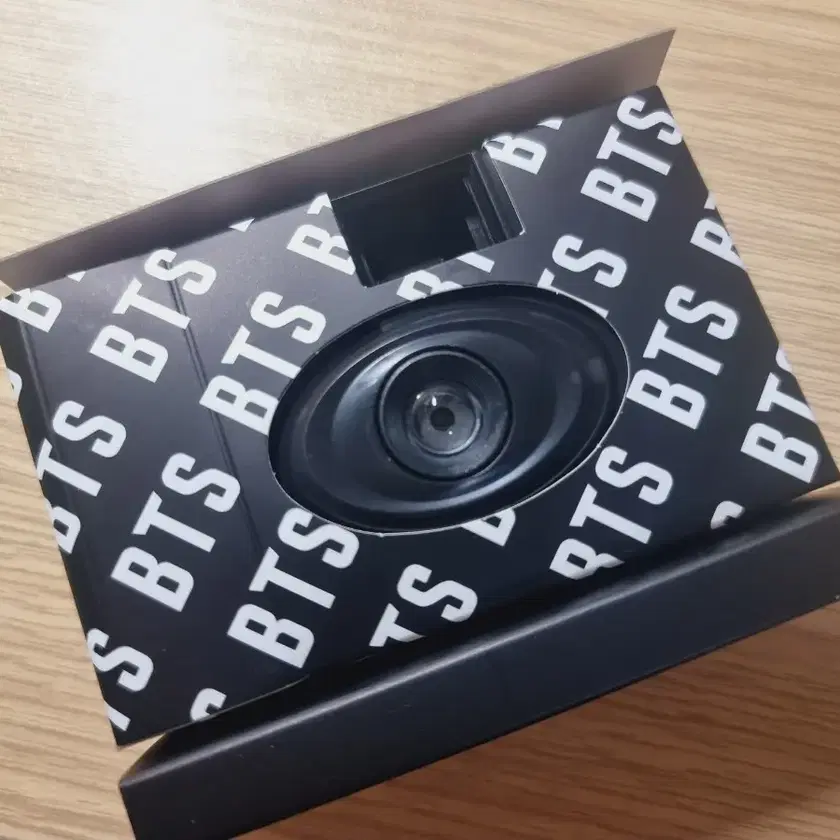 BTS BTS popup store film camera wts (genuine/36 shots) #방탄소년단,#BTS on ...