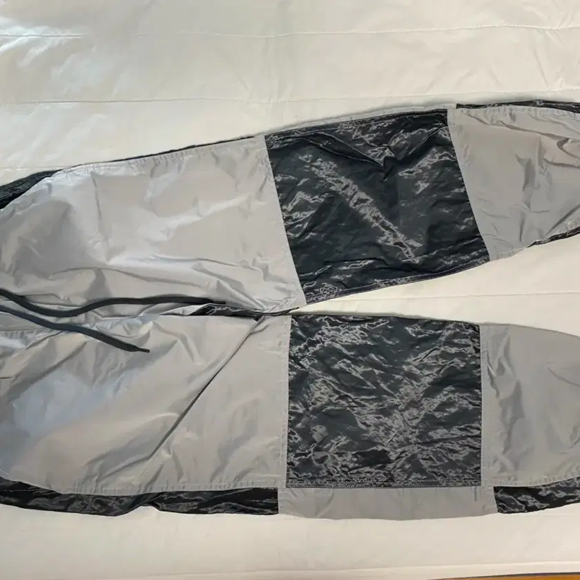 Grunge-Look Goofcore Nylon Block Jogger Pants #그런지룩,#고프코어,#키드밀리,#조거팬츠 ...