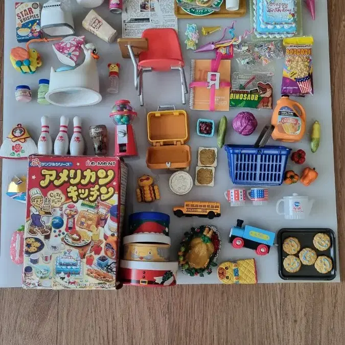 Rement Sikwan - American Kitchen Organize your jins for display. #리멘트 ...