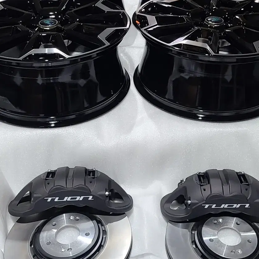 차량/튜닝 용품 #mq4,#쏘렌토,#4p,#20인치,#튜온 on Bunjang Global Site.