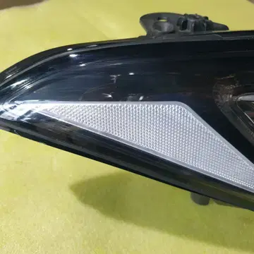 Car Part g80,hid,헤드라이트,조수석,케이스 on Bunjang Global Site.