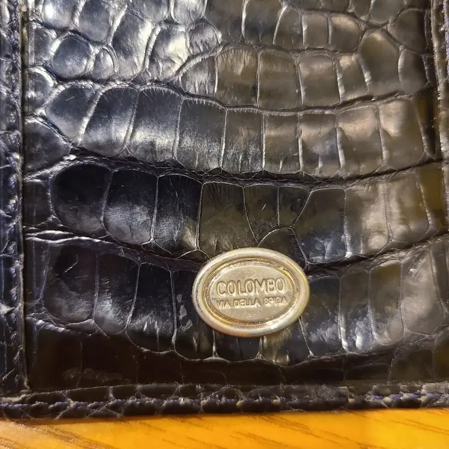 COLOMBO Men's Wallet 콜롬보,악어가죽,악어가죽장지갑,콜롬보장지갑 on Bunjang Global Site.