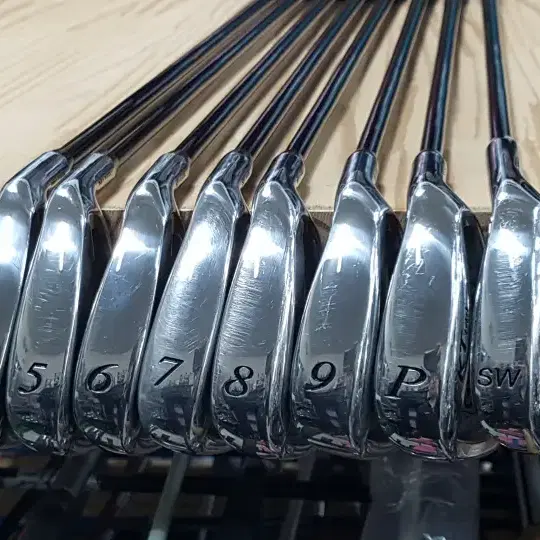 지아크 KT144 카본아이언세트 4~S #골프,#골프채,#중고골프채,#아이언,#세트 on Bunjang Global Site.