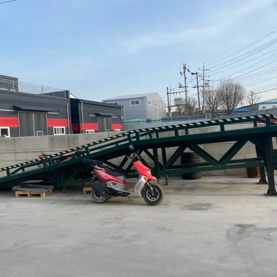 Mobile dock container trader for sale #이동식도크,#컨테이너도크,#컨테이너상차대,#모빌도크 ...