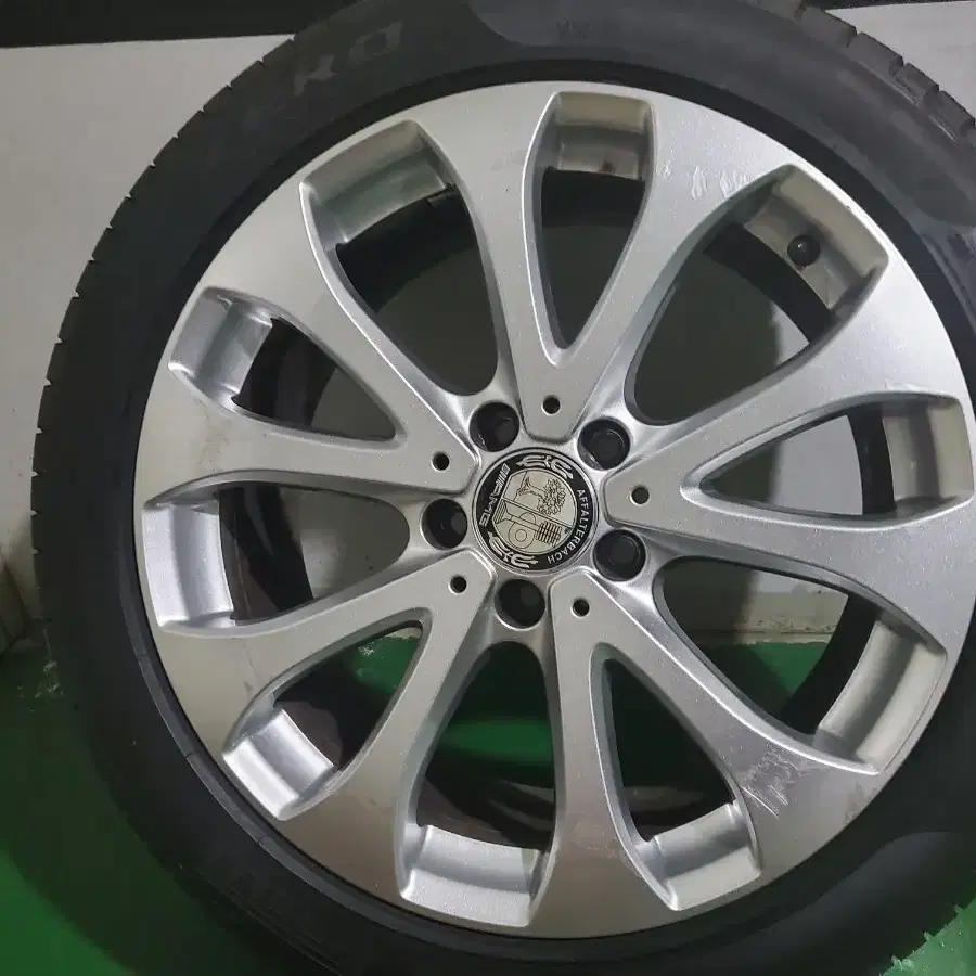 Mercedes-Benz Tire/Wheel 벤츠18인치휠,e클레스,벤츠휠,벤츠 on Bunjang with safe ...