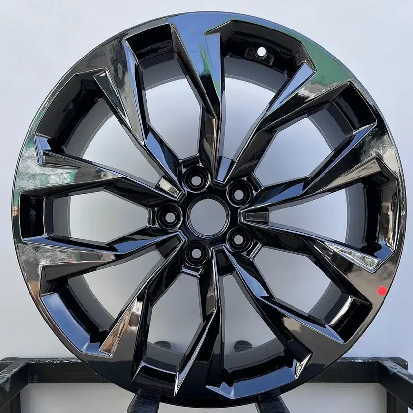 One (1) Sorento MQ4 20-inch Genuine Wheels Black Chrome Sputtering ...