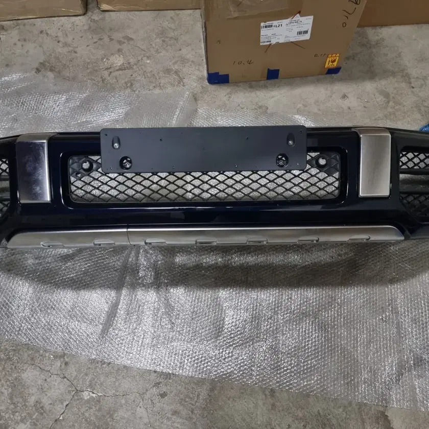 MERCEDES-BENZ | 벤츠 We sell a new set of front bumpers for the Mercedes ...