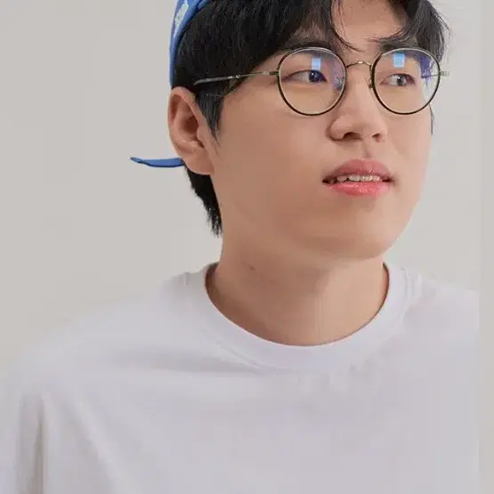 I'm buying Kim Bloo merchandise! on Bunjang Global Site.