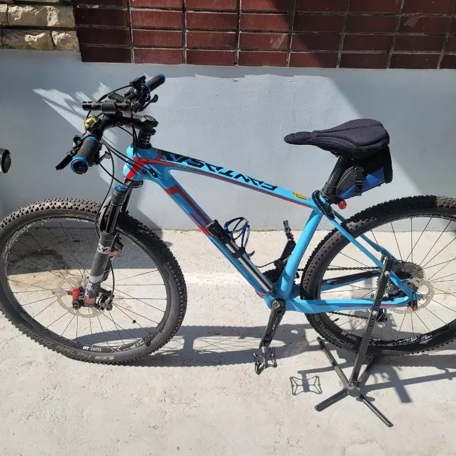 ELFAMA MTB/Mountain 엘파마판타지아,엘파마환타시아,44사이즈 on Bunjang Global Site.