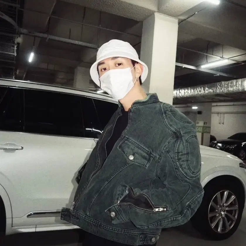 Jacket gmbh,032c,ourlegacy,마틴로즈,아워레가시 on Bunjang Global Site.