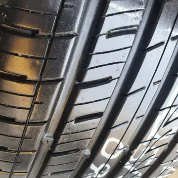 Tire/Wheel [object Object],[object Object],[object Object],[object ...