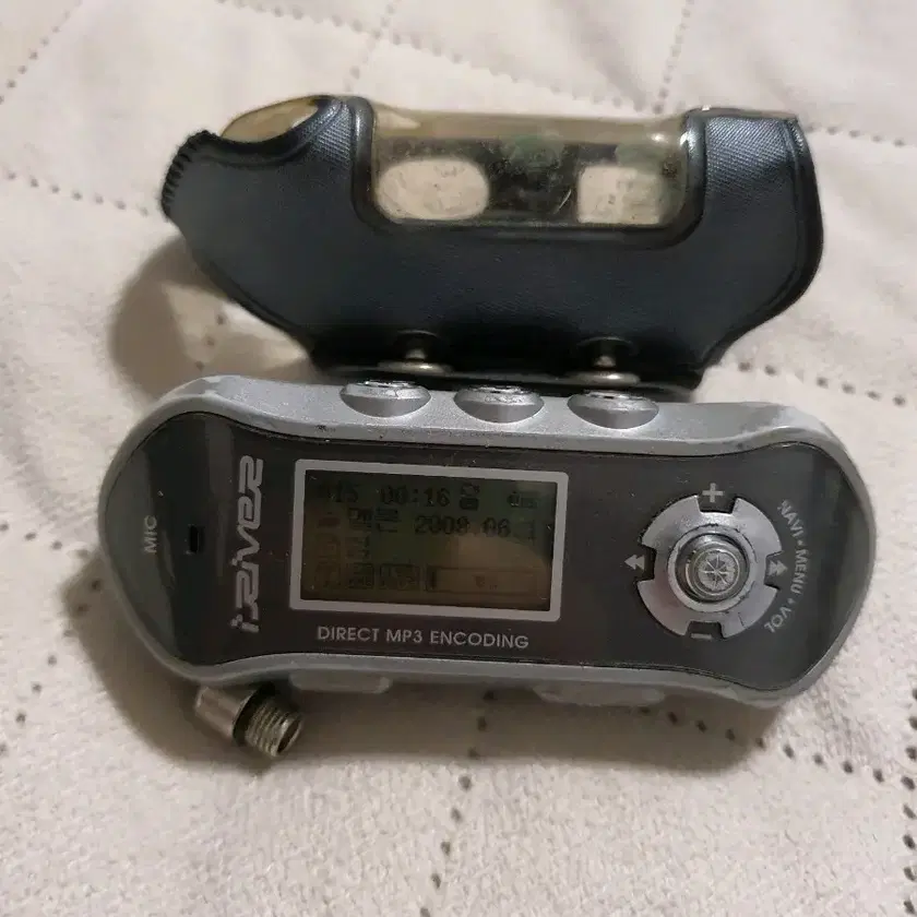 IRIVER | 아이리버 iRiver IFP-390T 256MB MP3 MP3 Empathy #아이리버mp3,#mp3,#엠피쓰리,#ifp-390t on Bunjang ...