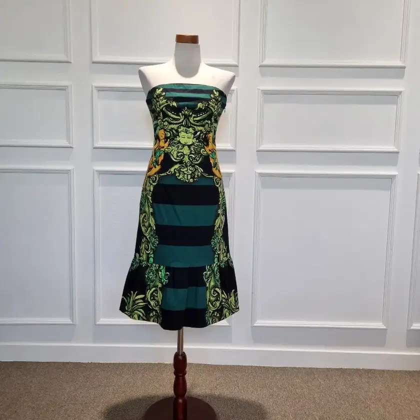 New clothes)Luxury Ross tube top ONEPIECE #튜브탑원피스,#파티룩,#66원피스,#클럽,#홀복 ...