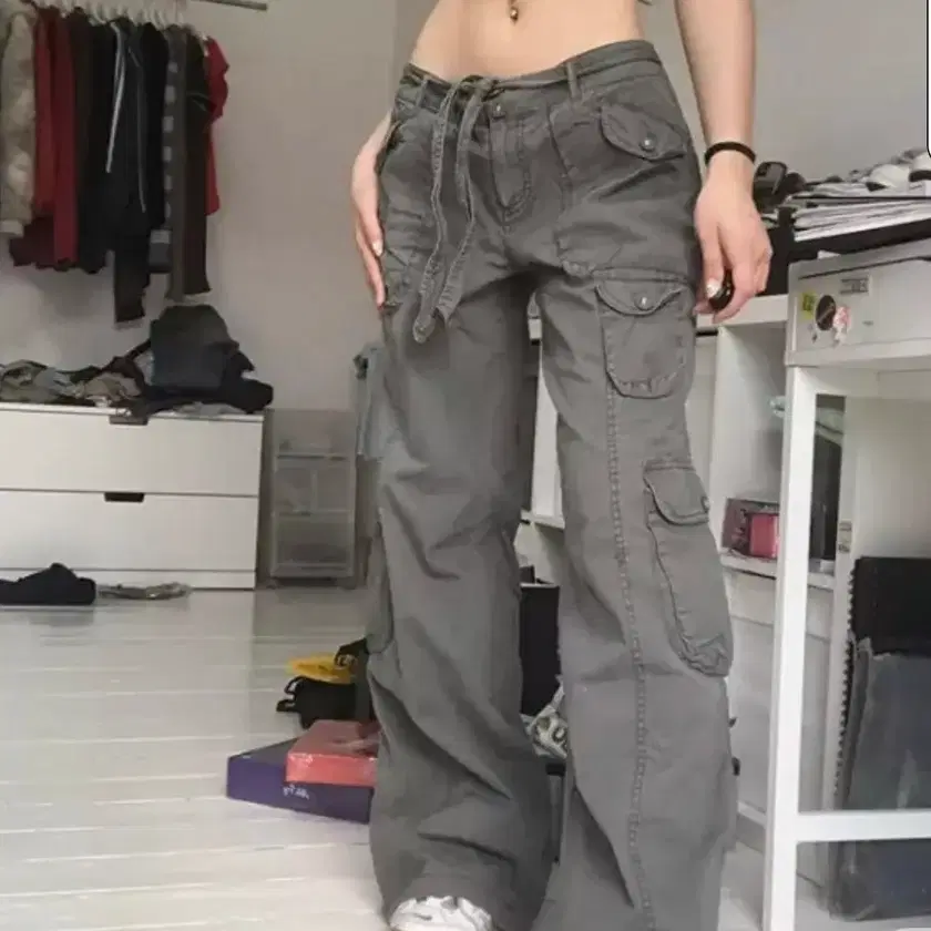 Graduation photo Y2K concept coordination set rental #졸사의상,#의상대여,#y2k ...