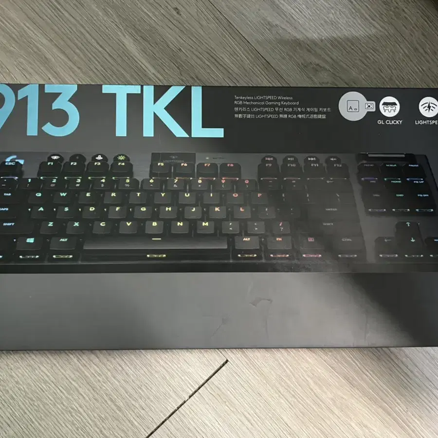 LOGITECH Keyboard g913tkl,무선키보드,게이밍키보드,키보드,로지텍 on Bunjang Global Site.