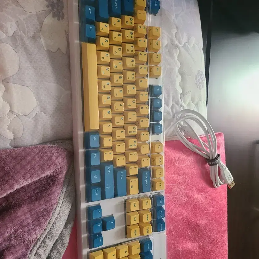 Appco's contactless keyboard #무접점키보드,#컴퓨터 on Bunjang Global Site.