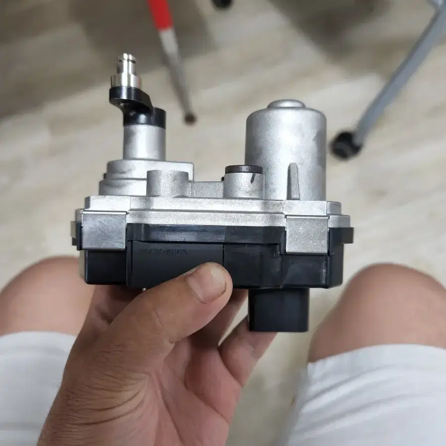 Tire/Wheel 엑츄에이터,282352f71,터보차져,쏘렌토엑츄 on Bunjang Global Site.