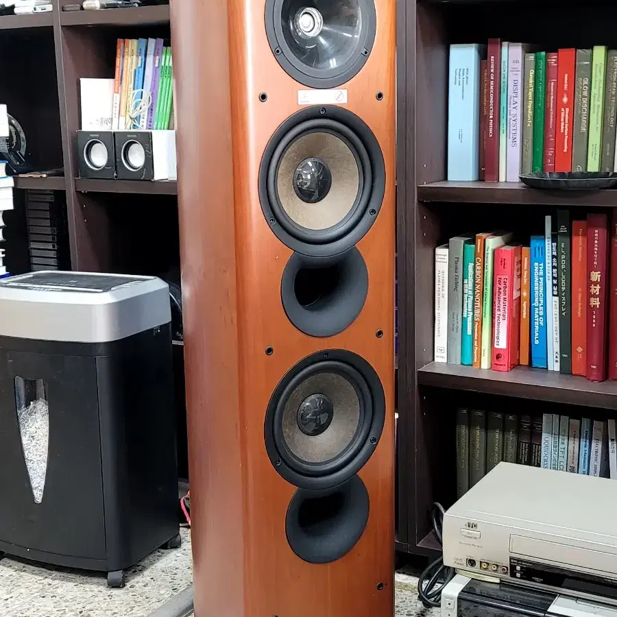 Speaker/Amplifier KEF,케프,203 on Bunjang with safe global shipping.