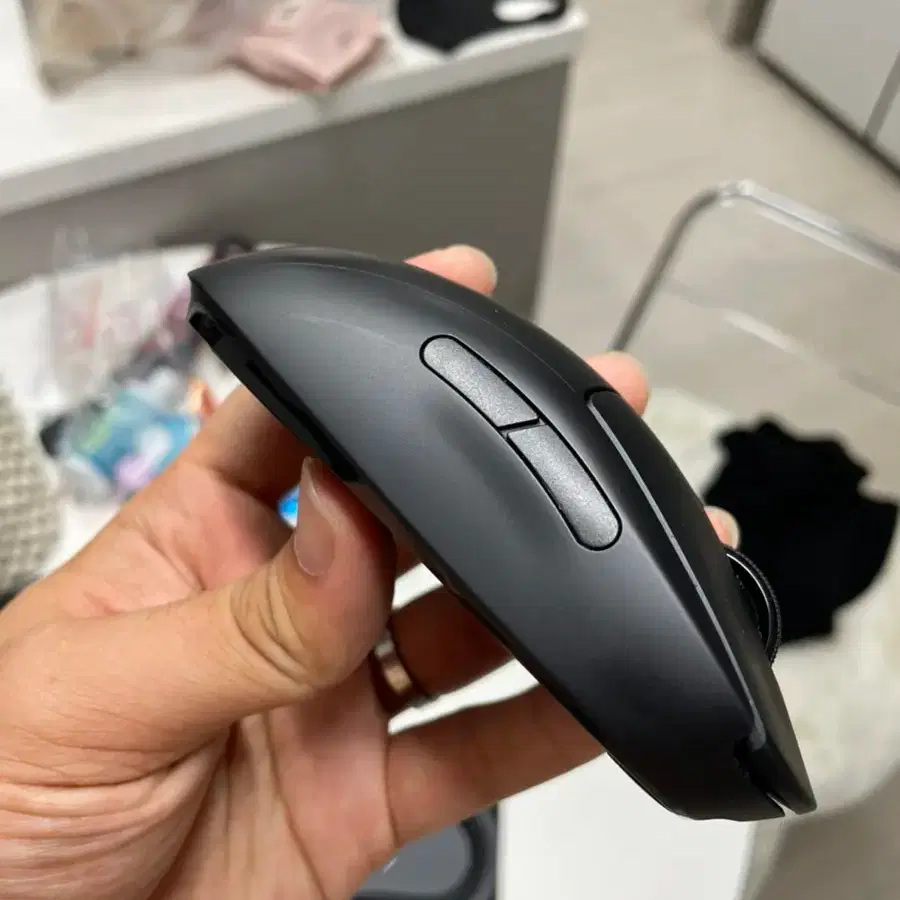 LOGITECH Mouse 지프로,Gpro,지무선,로지텍,무선마우스 on Bunjang Global Site.