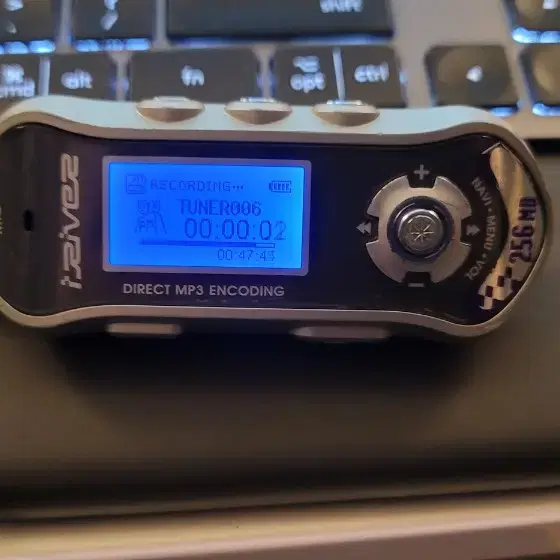 IRIVER Mp3/Pmp #아이리버,#iriver,#아이리버mp3 on Bunjang Global Site.