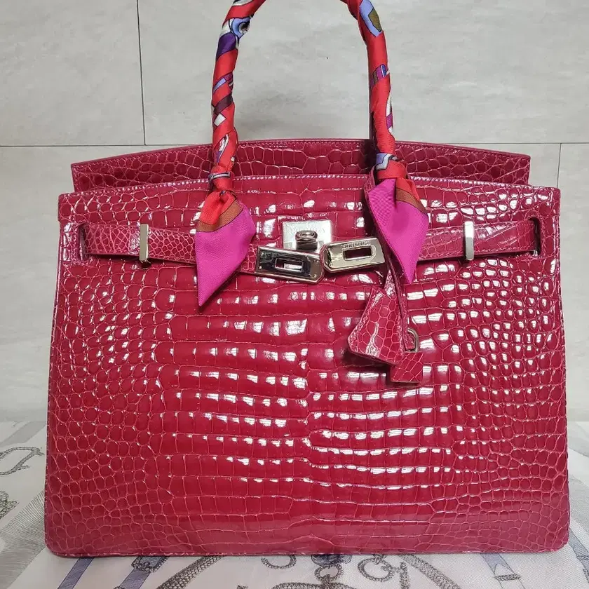 Homiga Porosus Crocodile Bag - Price Reduction for Quick Sale #악어백 ...