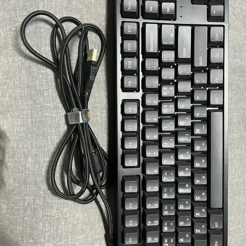 Keyboard 콕스ck87,적축,키보드,게이밍,게이밍키보드 on Bunjang Global Site.