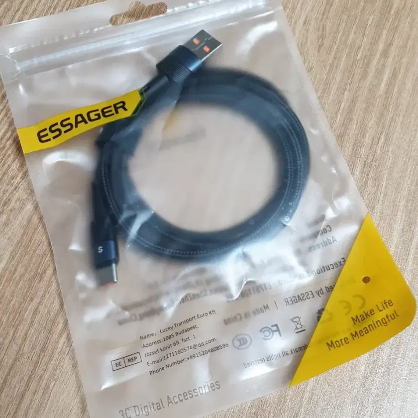 Cables/Chargers/Peripheral Devices essager,타입c,고속충전,케이블,6a on Bunjang with safe global shipping.