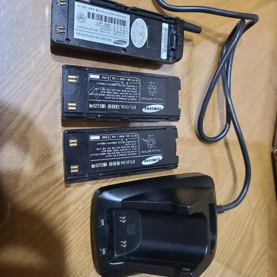 General Phone (Feature Phone) 삼성애니콜,삼성휴대폰,애니콘SCH-37,핸드폰,빈티지휴대폰 on Bunjang Global Site.