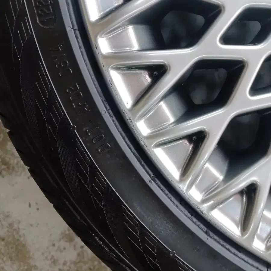 Genesis Tire Wheel 제네시스g80휠 올뉴g80휠 올뉴g80휠19 올뉴g80방패휠 G80rg3휠19 On